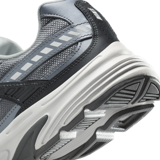 Nike Initiator 男子運動鞋 | Nike香港官方網上商店