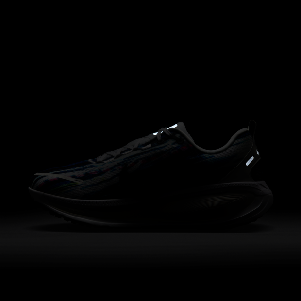 Nike Vomero 18 SE 男子公路跑步鞋 | Nike香港官方網上商店