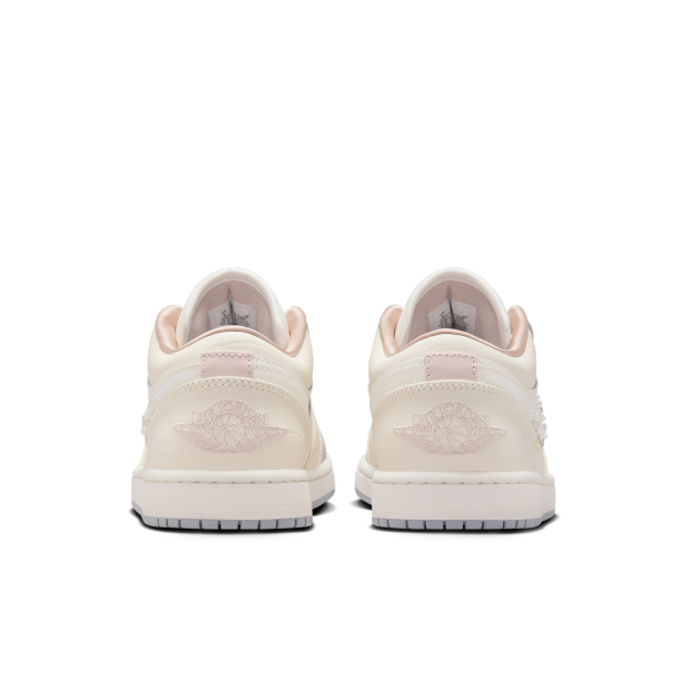 Nike Air Jordan 1 Low 女子運動鞋 | Nike香港官方網上商店